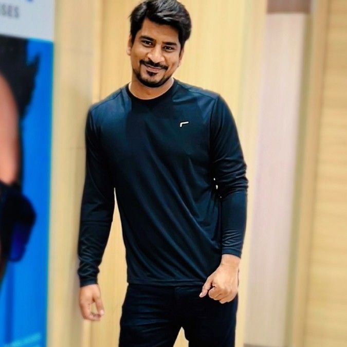 Vineet Singh Bisht Sr Business Development Manager At Max Eleven The Org