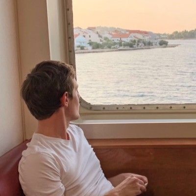 Sam Van Hoey - Full-stack Developer at iCapps | The Org