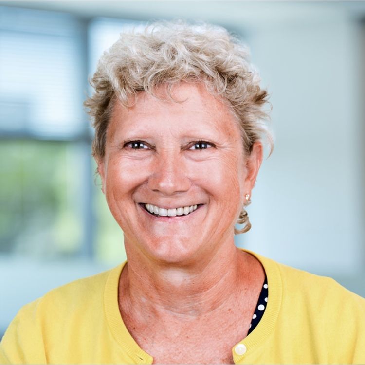 Becky Barefoot's Instagram, Twitter & Facebook on IDCrawl