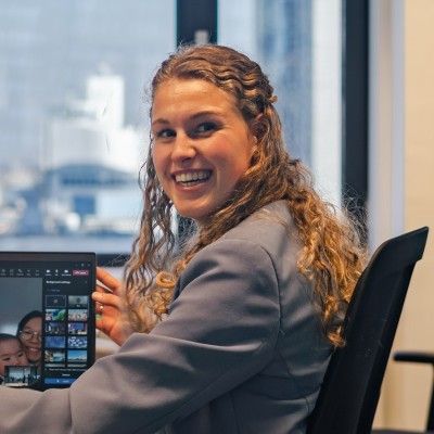 Julia Driessen - Content Developer at VIKTOR | The Org